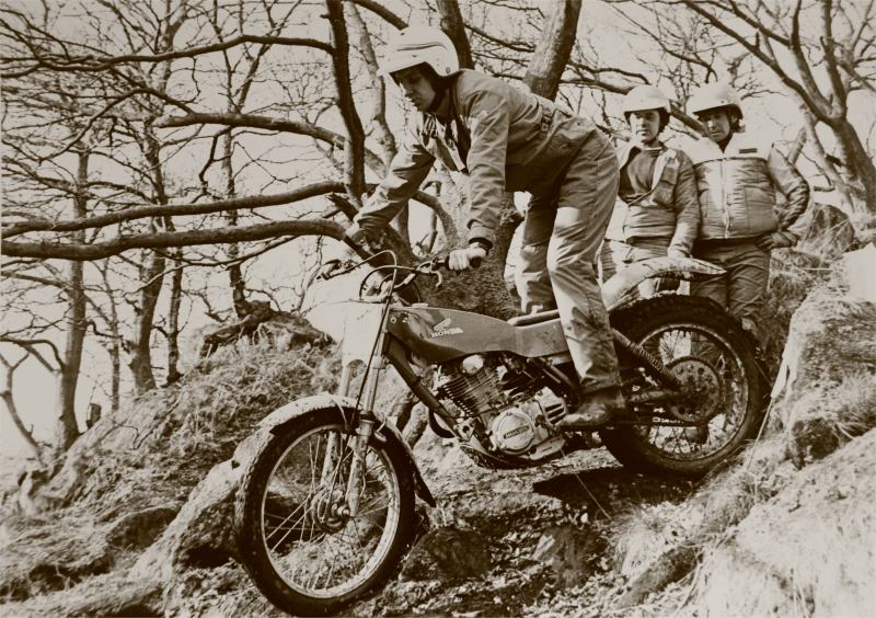MOTORCYCLE 74: Only Trial - History of the Honda trial models