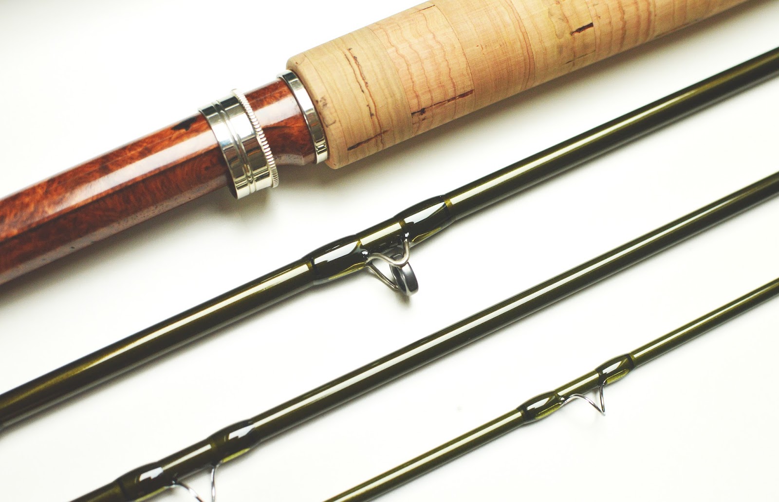 Handcrafted graphite and fiberglass fly rods: Sage Circa