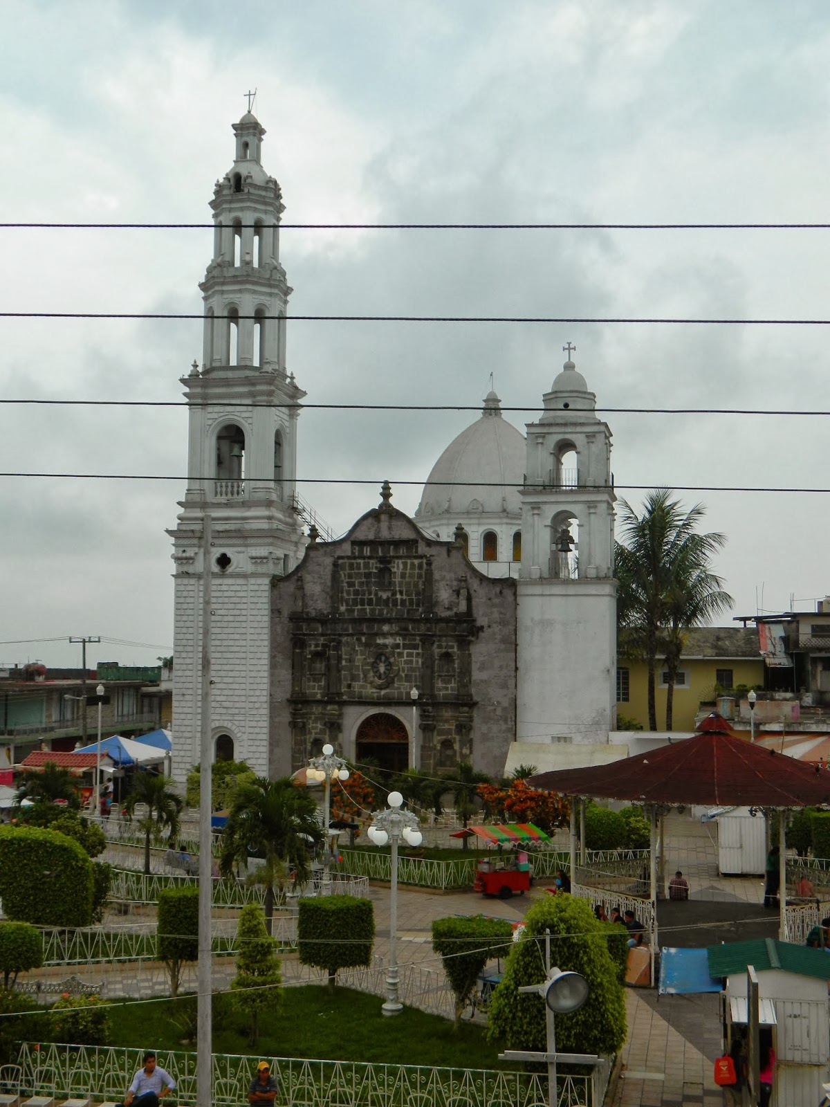 NOTICIAS TLAPACOYAN : TLAPACOYAN CONTARA CON DOS PARROQUIAS.