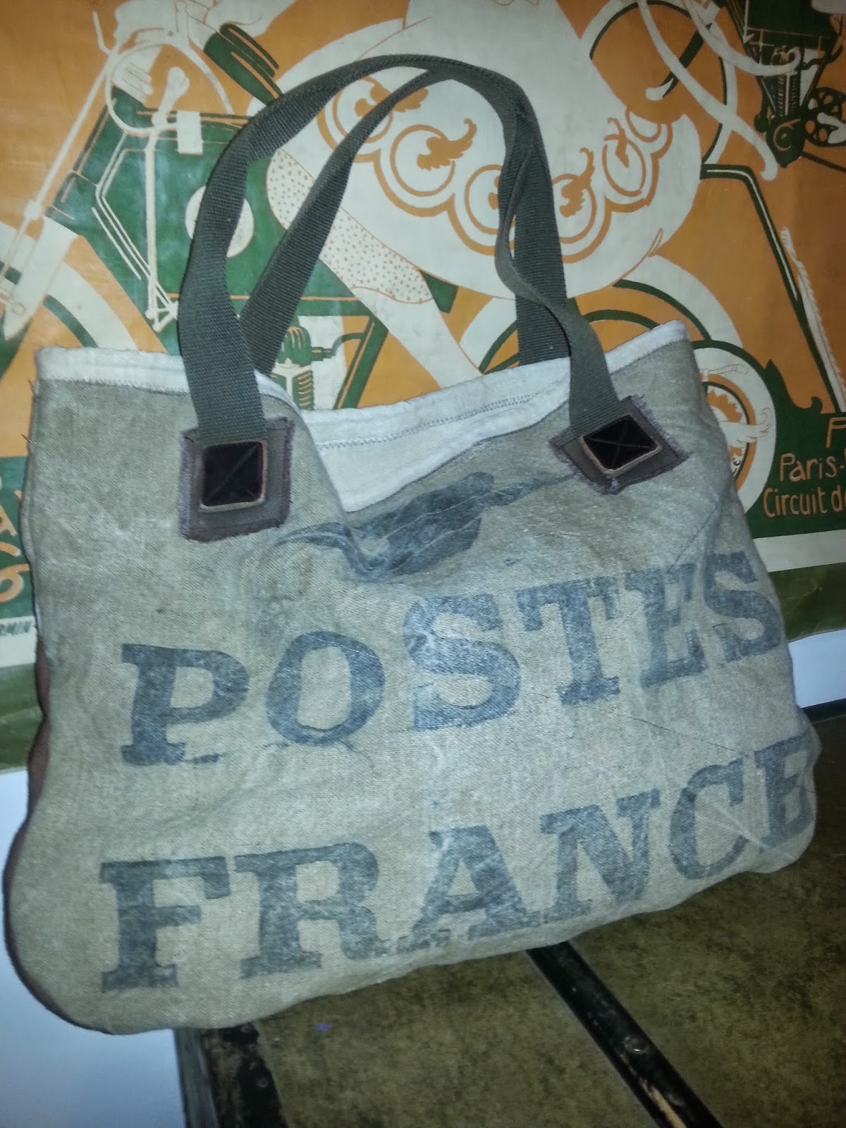 luckyfactory40: SAC "LA POSTE" NOUVEAU MODELE...