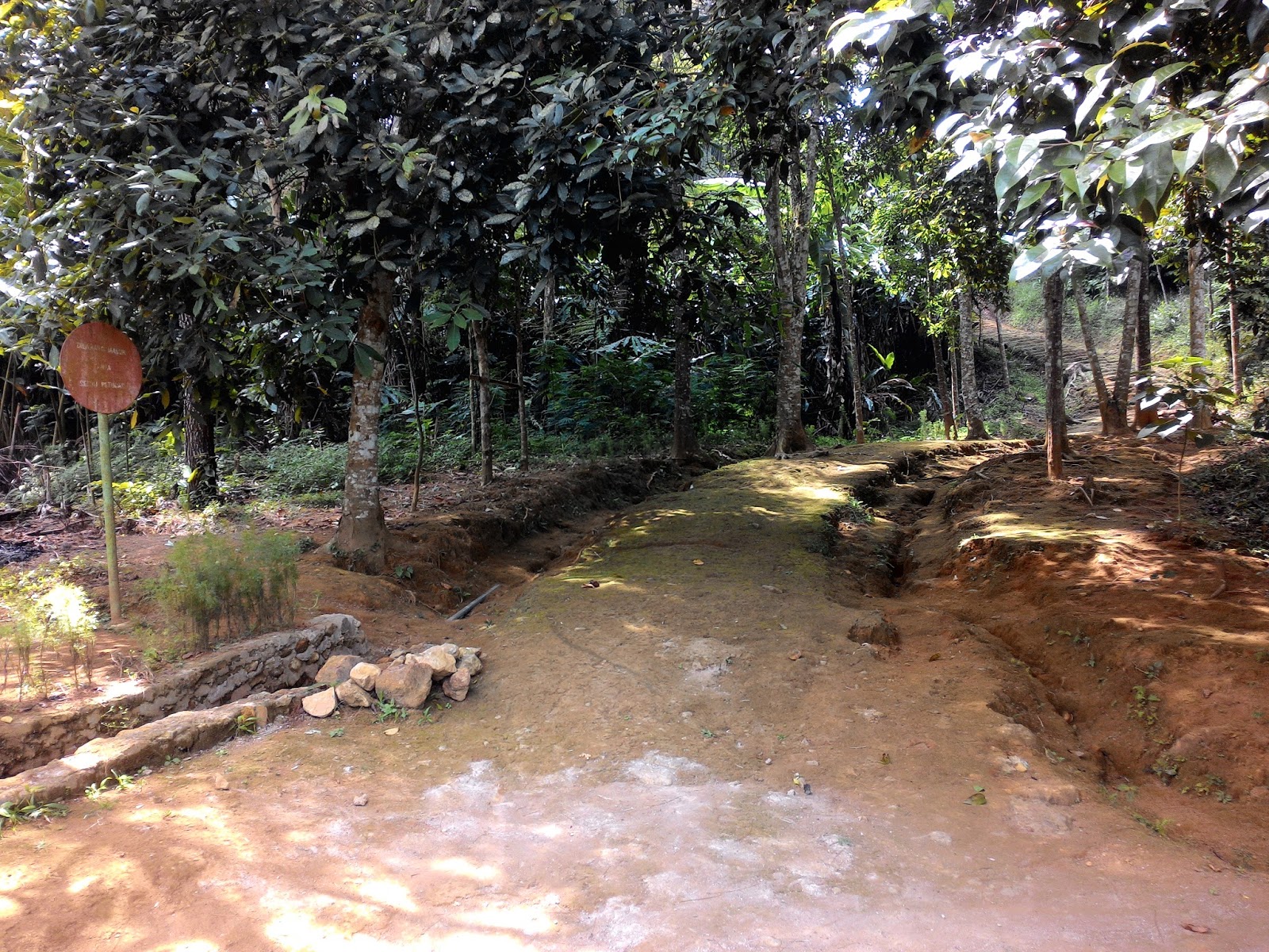 DESA SAGARAHIANG KABUPATEN KUNINGAN