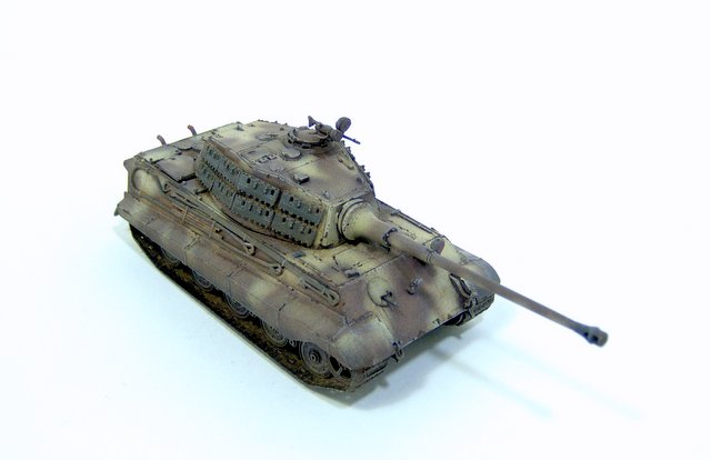 Gulumik Military Models: Night King Tiger 1/72 Revell/Scratch - Gallery