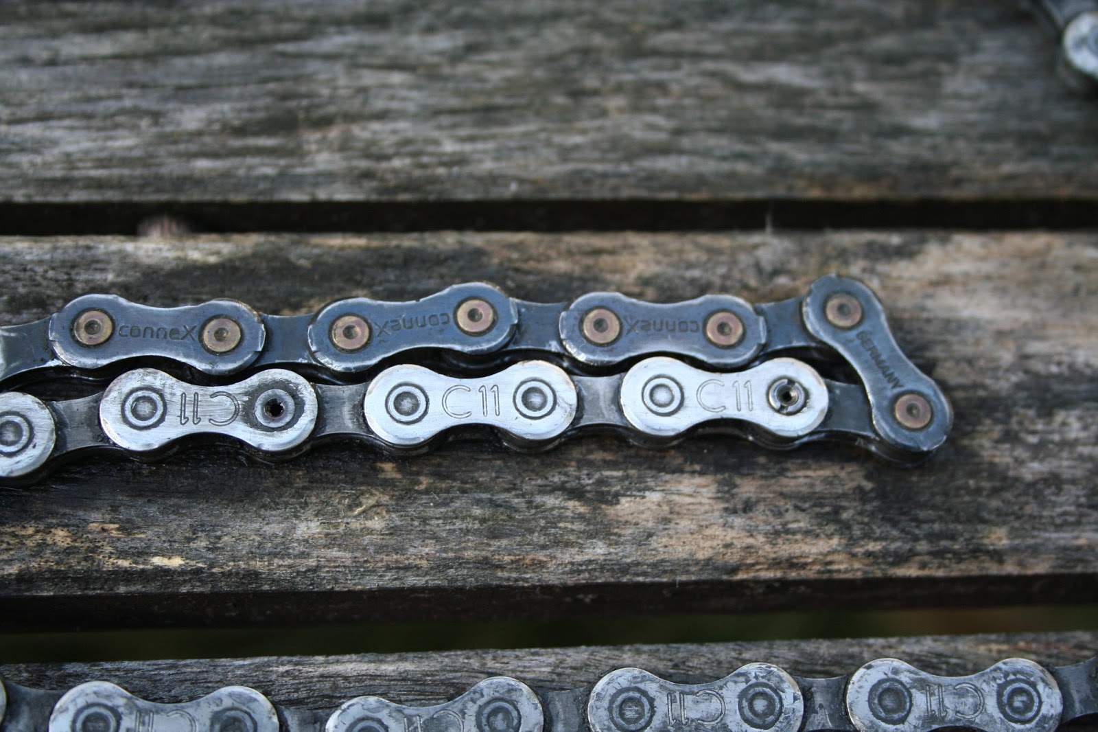 bike blog or die: Mutant Chains, Compatibility, and Cog Pitch