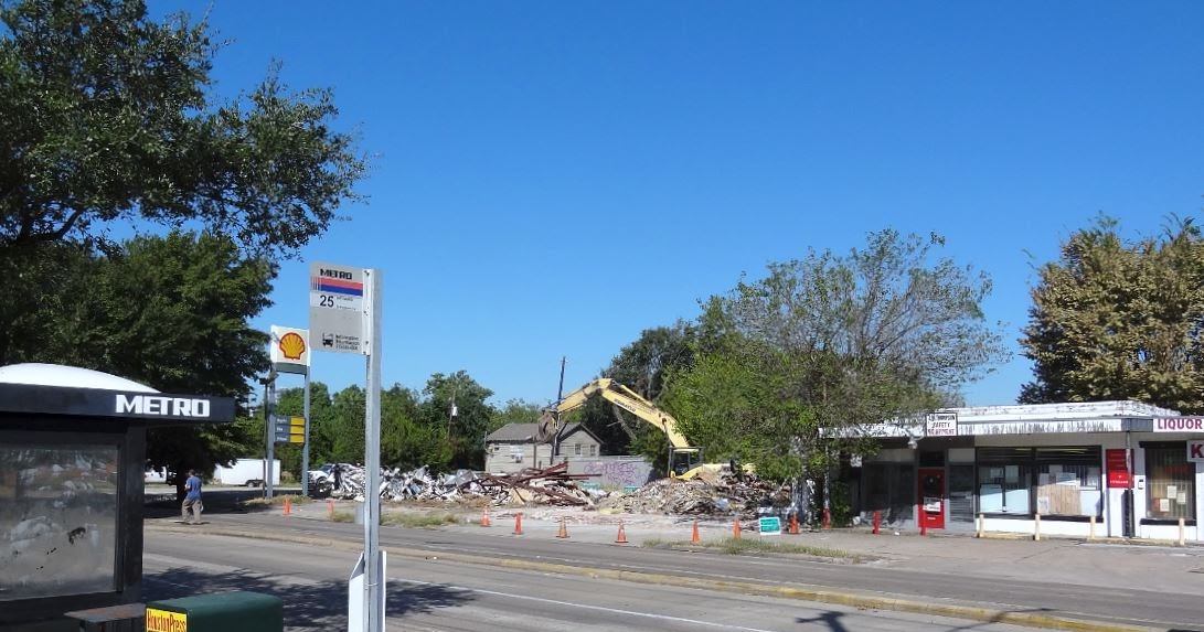 Houston Streetwise: There goes the Shell: Gas Station Demo on Richmond ...