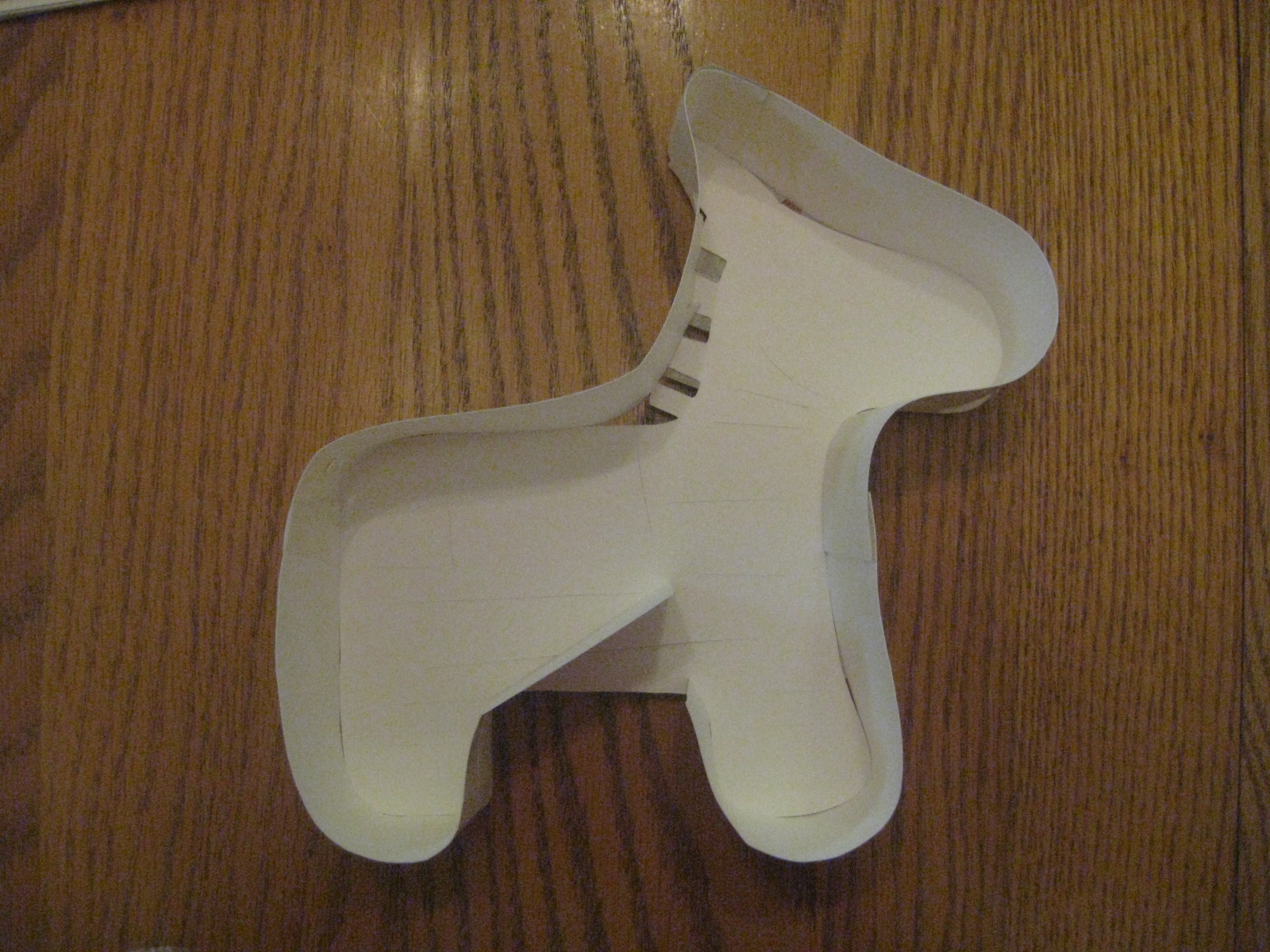 Cricut FANatics crafting is our passion: Mini Pinatas