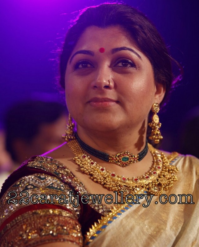 Kushboo's Gorgeous Antique Necklace - Jewellery Designs