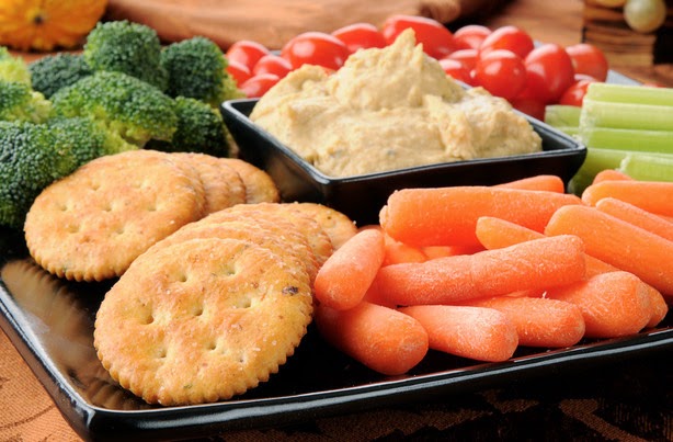 Health Recommendations: Balanced Snack: The Key to Weight Control.