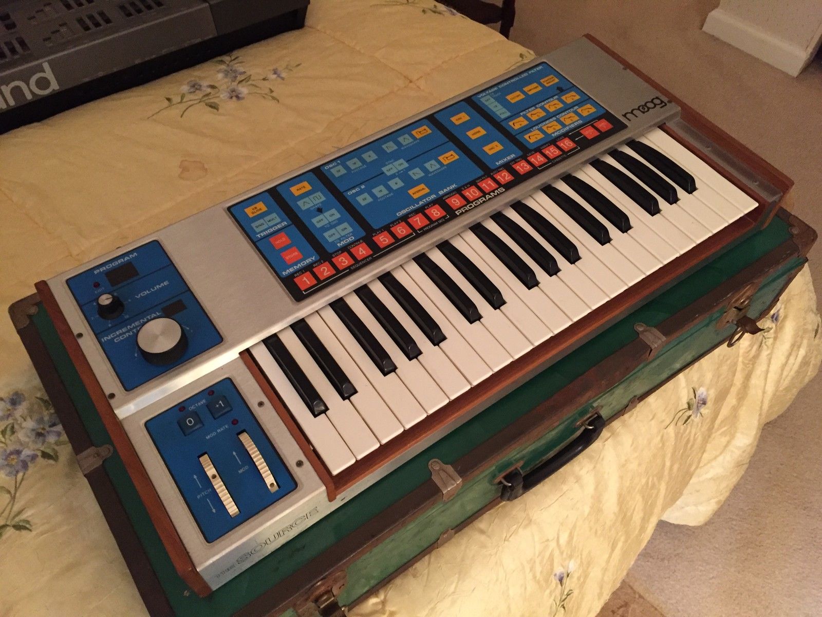 MATRIXSYNTH: Moog The Source Vintage Analog Synthesizer SN 2951