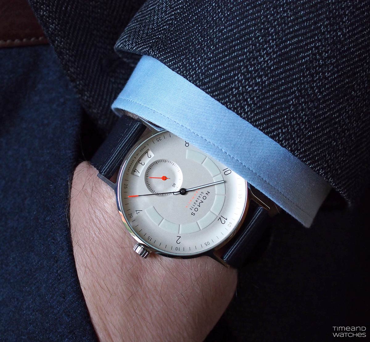 Hands-on Review: Nomos Glashütte Autobahn | Time and Watches | The ...