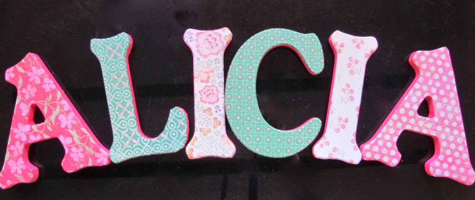 El Jardín de los Nombres : Alicia en el país de las maravillas