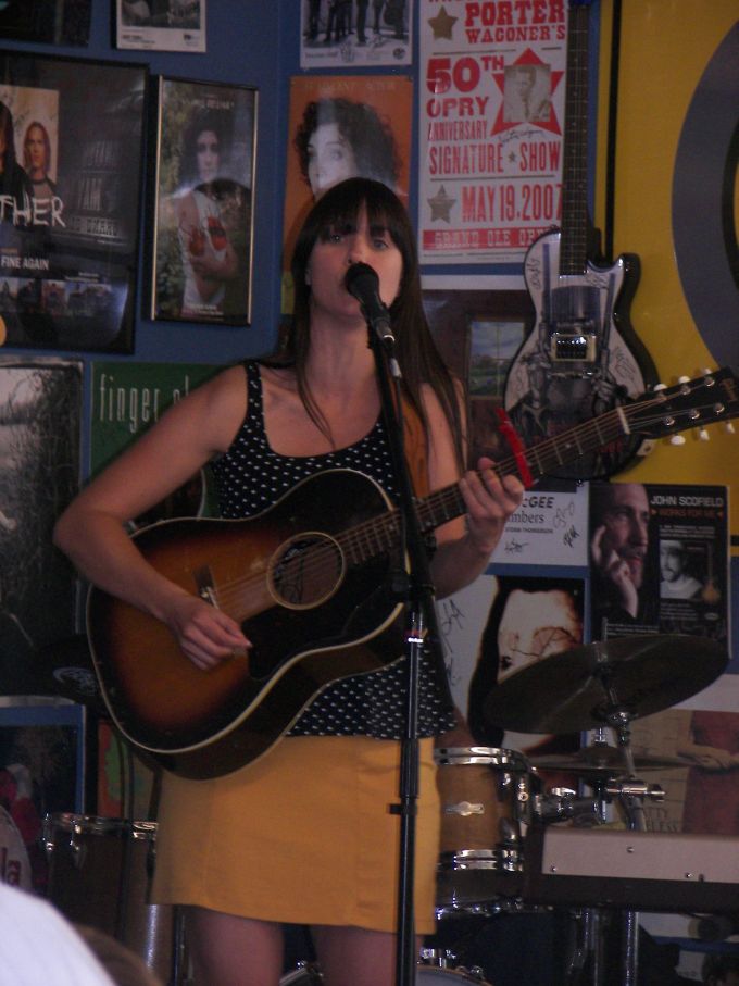 Jill Andrews Plays at a South Knoxville Treasure | Inside of Knoxville