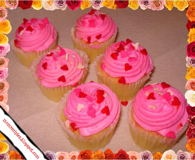 Mom's Recipies: Vanilla Cupcakes / Valentines Day Special