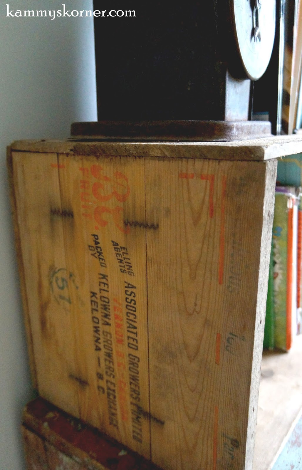 Kammy's Korner: The Cob Box Book Case {Revamped Family Heirloom}