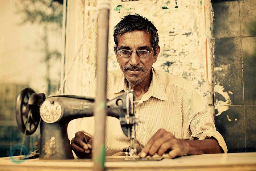 Tamaam Umr Rafu Gar Rahay Rafu Kartay...