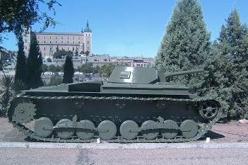 HISTORIA PARA NO DORMIR: 1939: Carro de combate ligero Verdeja nº 1