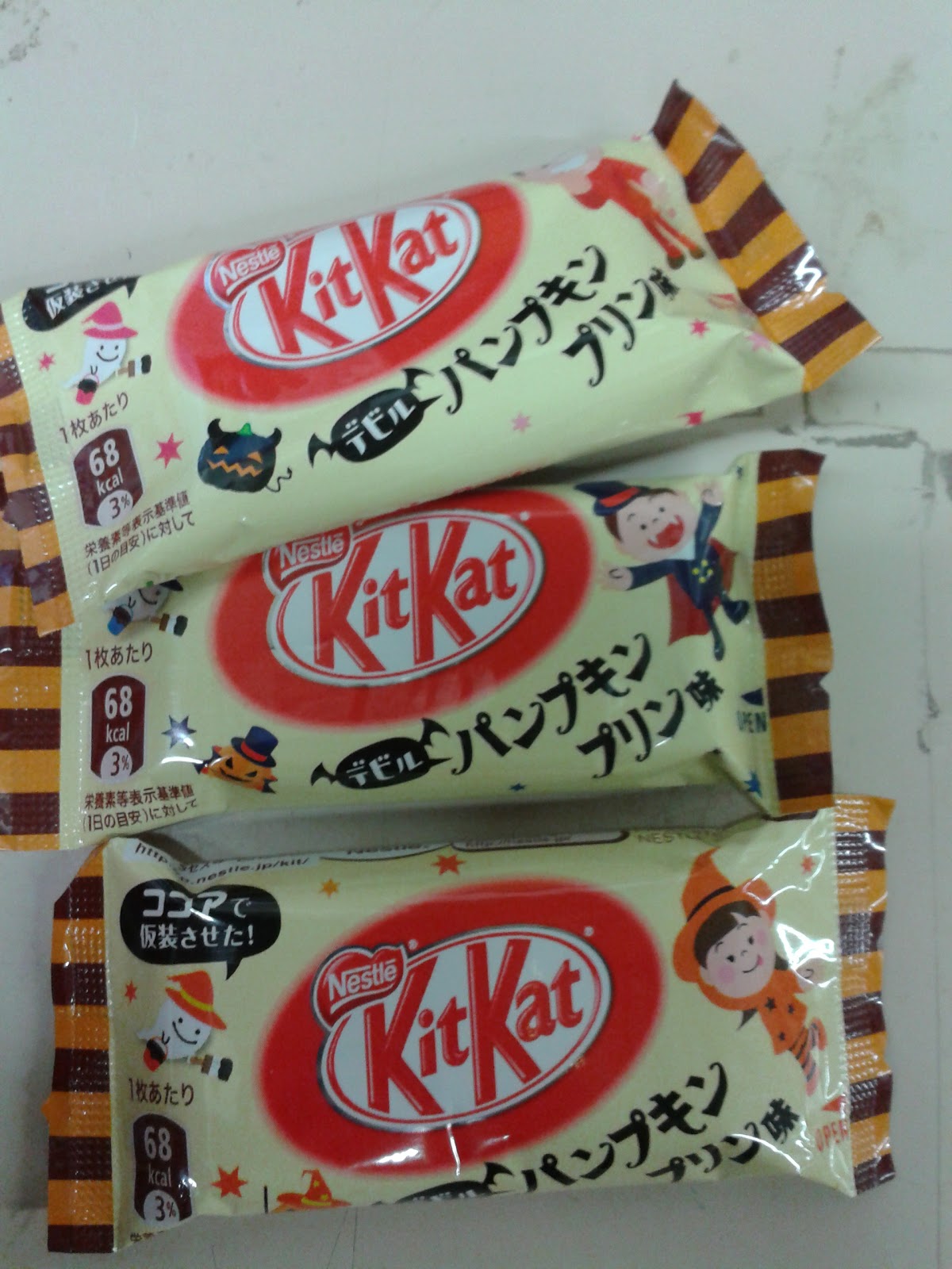 Pumpkin flavored Kit Kats: from Japan--review | kfclovesyou