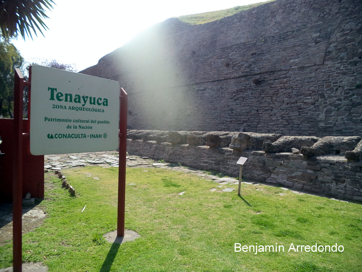 El Bable: Tenayuca, en el cerro del Tenayo, Estado de México.