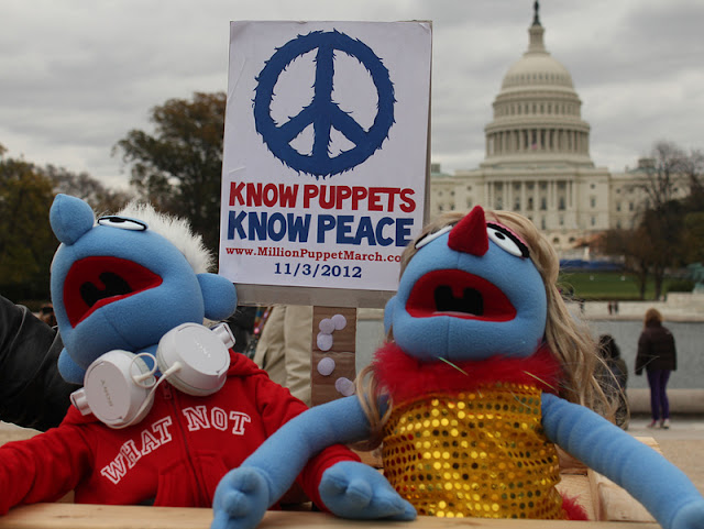 Power to the Puppets! Million Puppet March Takes the Streets of D.C. in ...