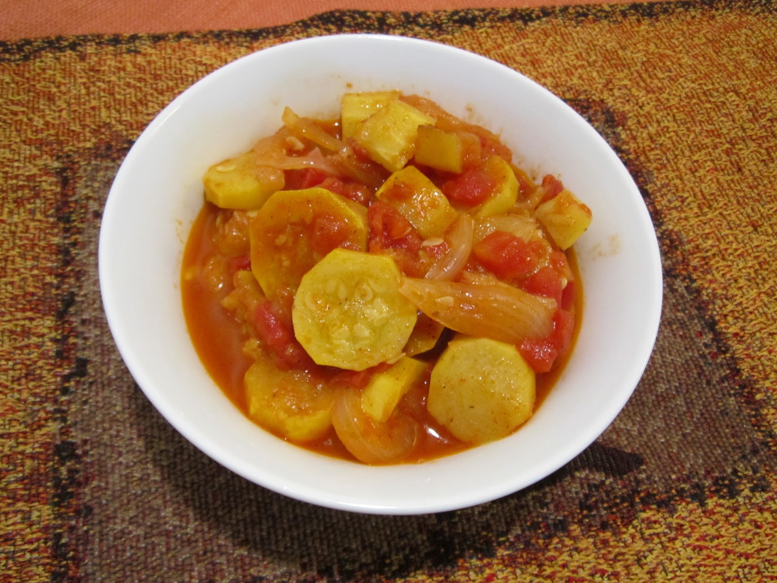 The Iraqi Family Cookbook: Summer Squash with Tomato Stew
