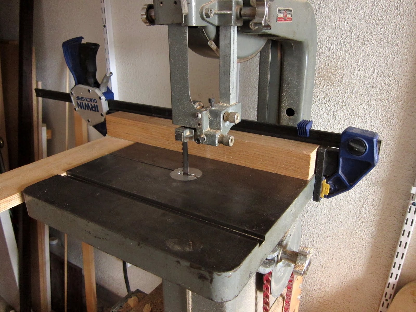 Tim Manney Chairmaker: Simple Band Saw Fence