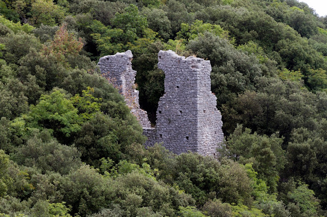 [Liguria] Montesordo - Grotta della Pollera (Finale Ligure)