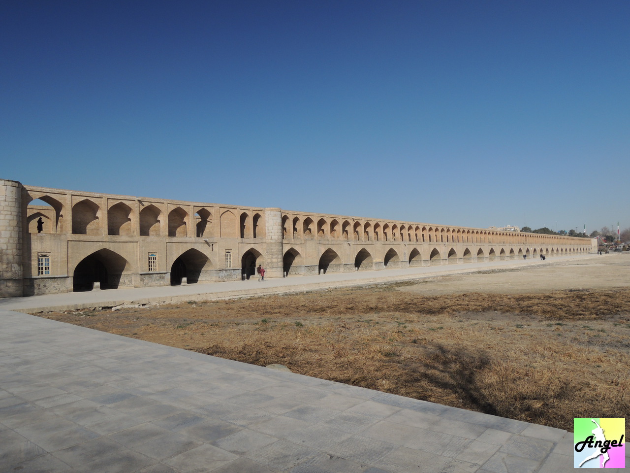 Magnificent Bridges - Isfahan - 8th Stop of Iran | [一細舊cm出走記]
