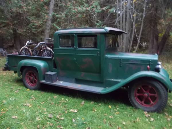 Old Diamond T with 3 Old Board Track Racers - Old Had Better