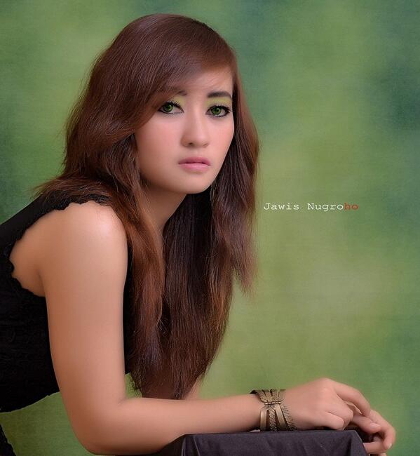 Galeri Foto Model Tria Ayu Utami - Namina Mei