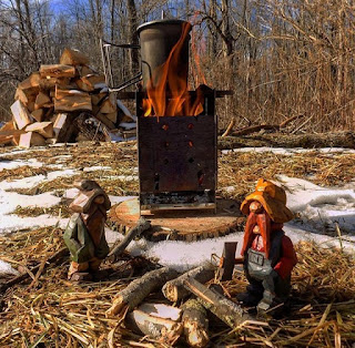 Daily Wood Carving: Carver of the Month: Doug Linker (A.K.A. @dougoutside)