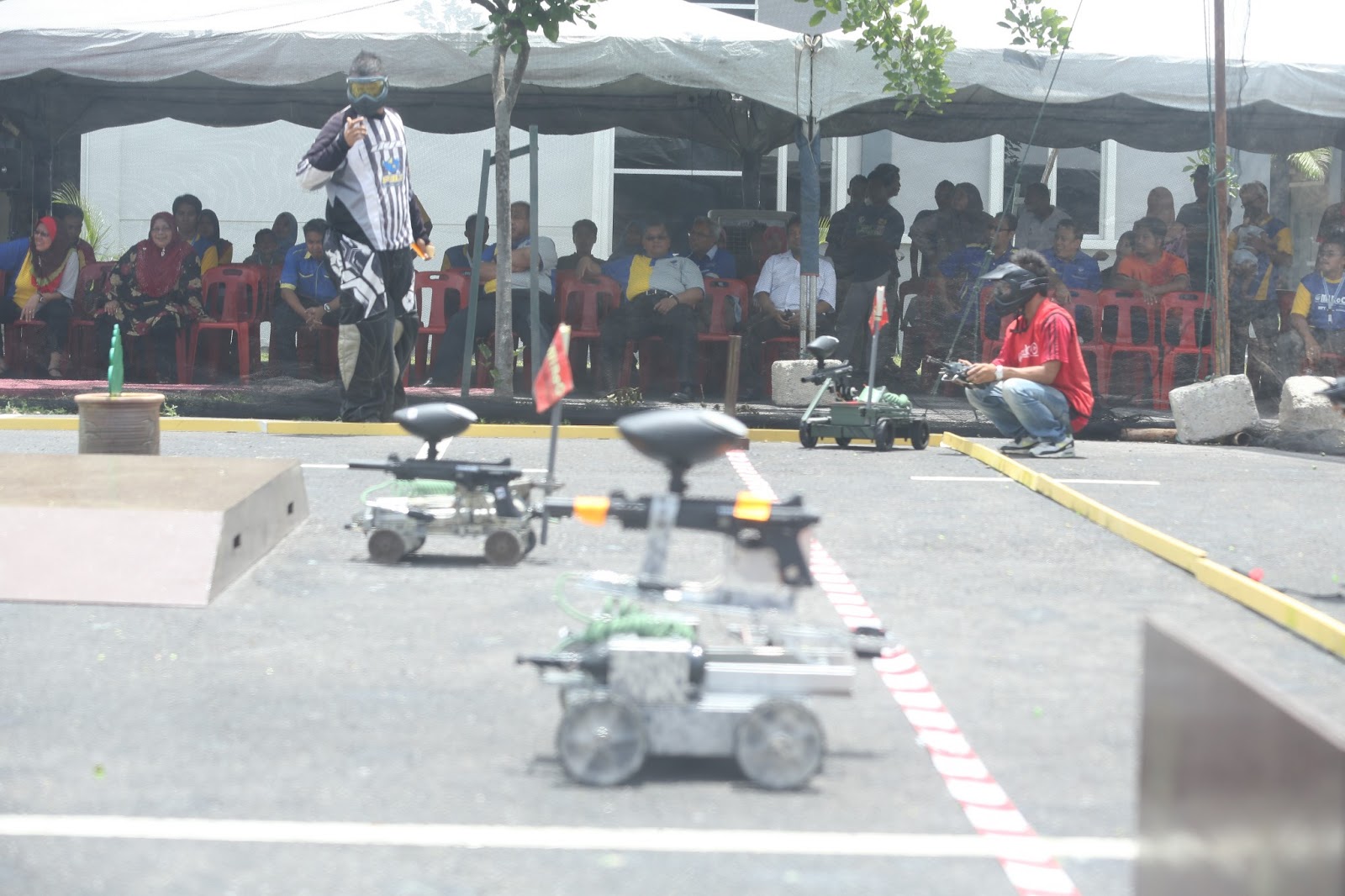 MIRoC 2013: PAINTBALL ROBOT