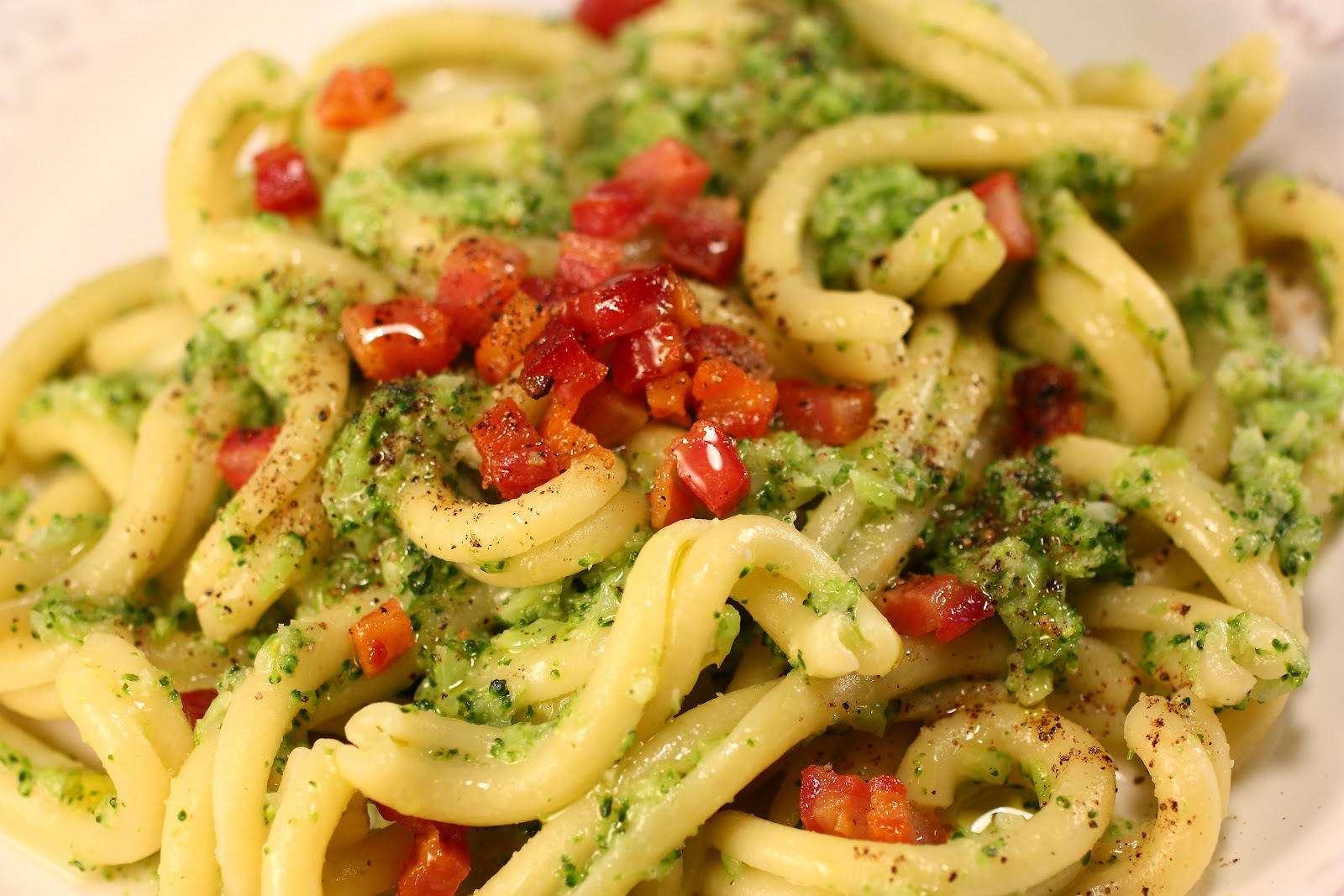 Chef Chuck's Cucina: Chef Chuck's Pasta with Broccoli Sauce