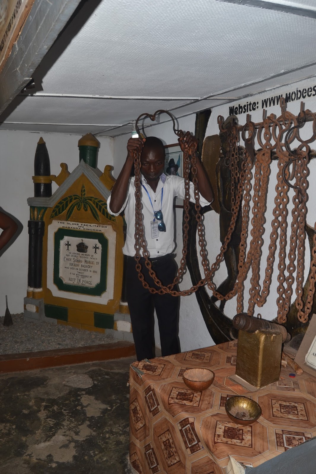 Photowalk in Badagry: Chief Mobee Royal Family Original Slave Relic ...