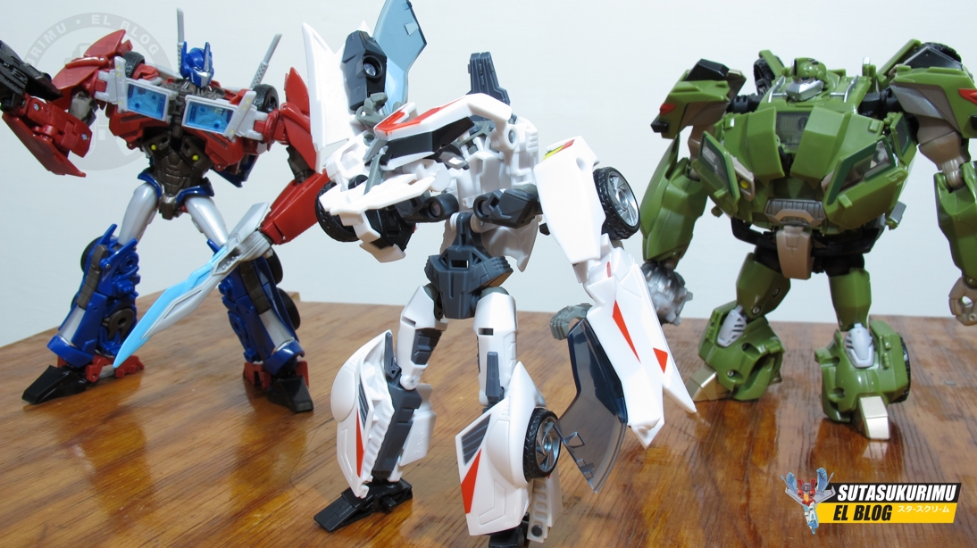 Suta, el blog: Wheeljack de Transformers: Prime RID. Review