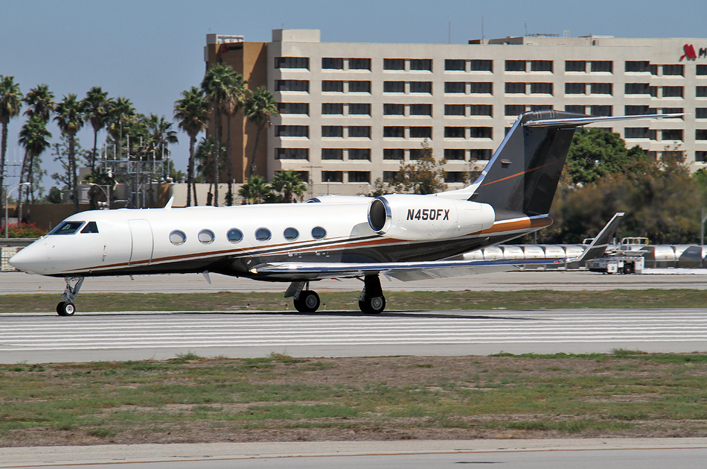 Aero Pacific Flightlines: Flexjet Gulfstream G450 (c/n 4330) N450FX