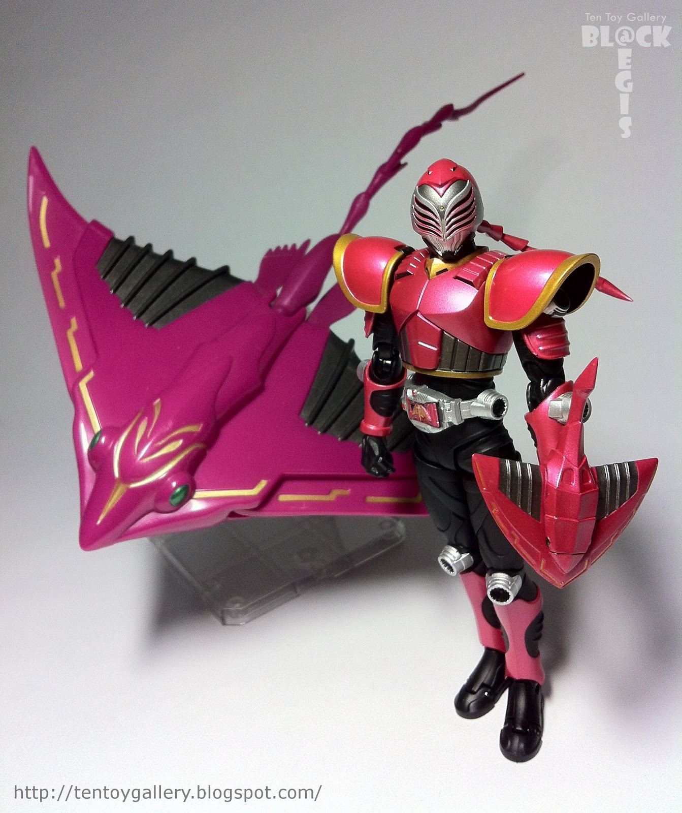 Ten Toy Gallery: Review: S.H.Figuarts Masked Rider Raia