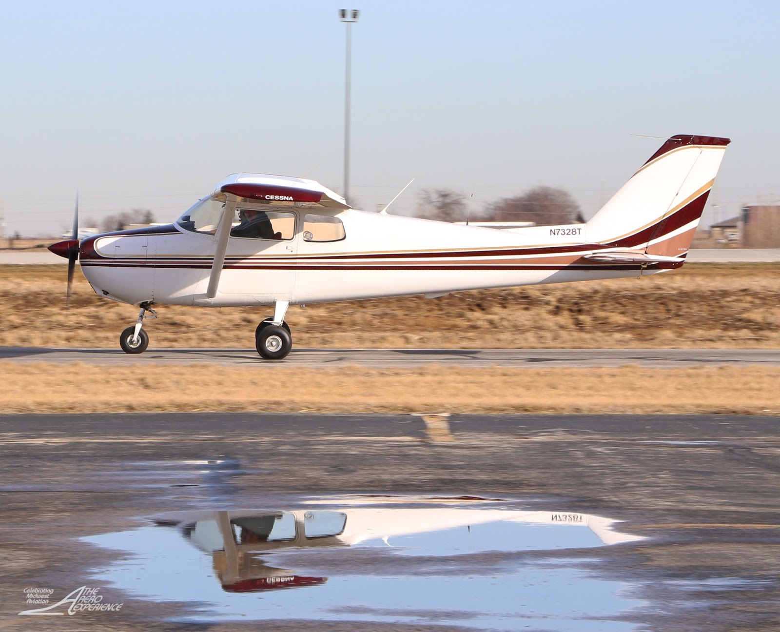 The Aero Experience: Midwest Plane Jane: Classic 1960 Cessna 172 Takes ...