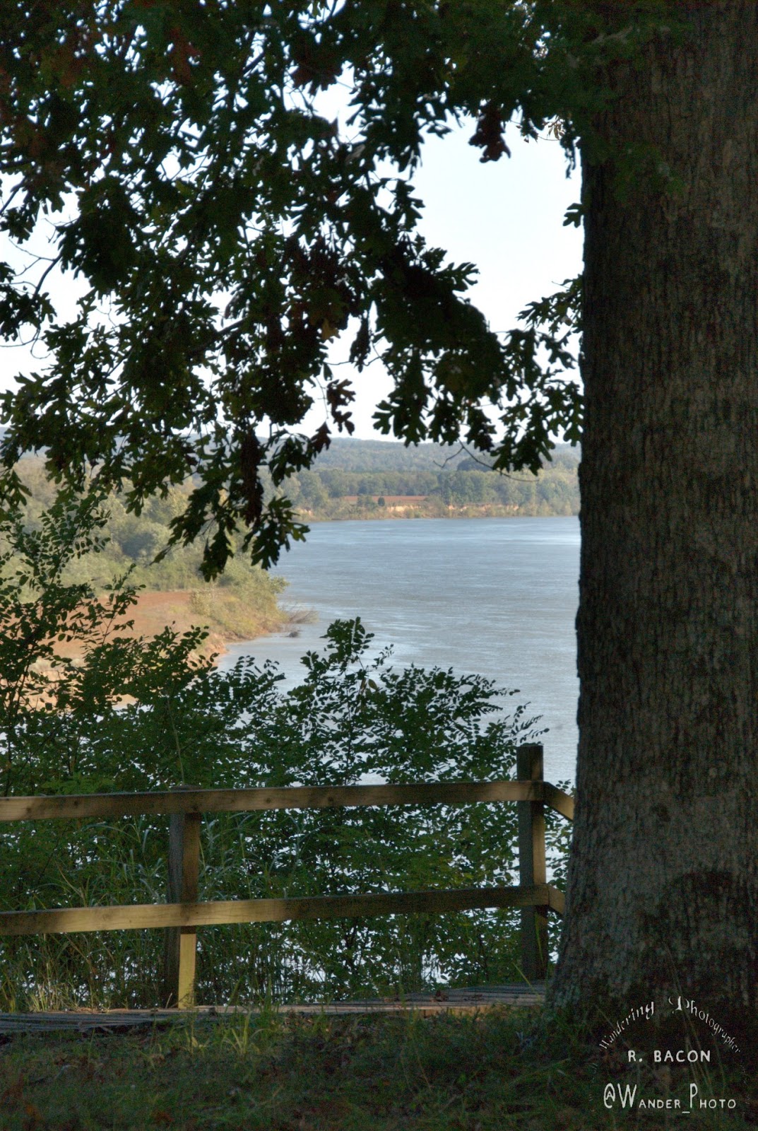 Wander Photo: Shiloh: Battles, Indians, and Monuments to Death