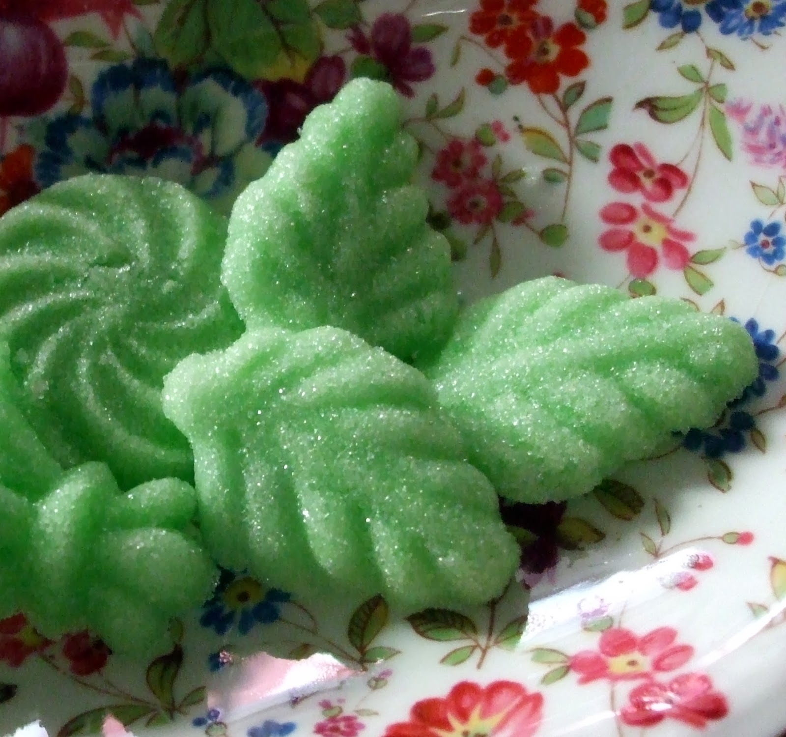 Rosemary's Sampler: 'Do-it-Yourself' Decorative Sugar