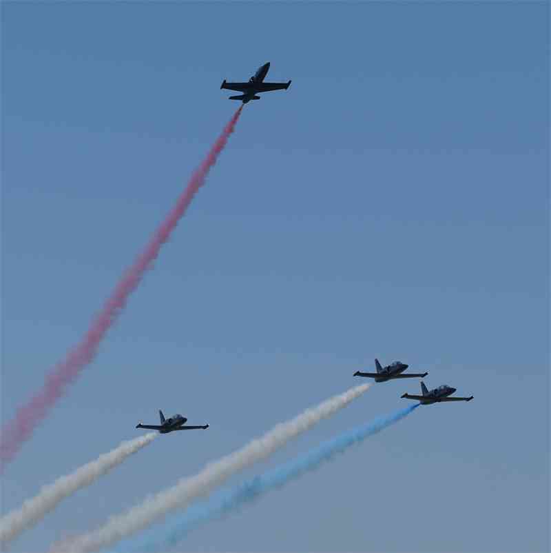 Coronel Von Rohaut: Hablando de tradiciones militares