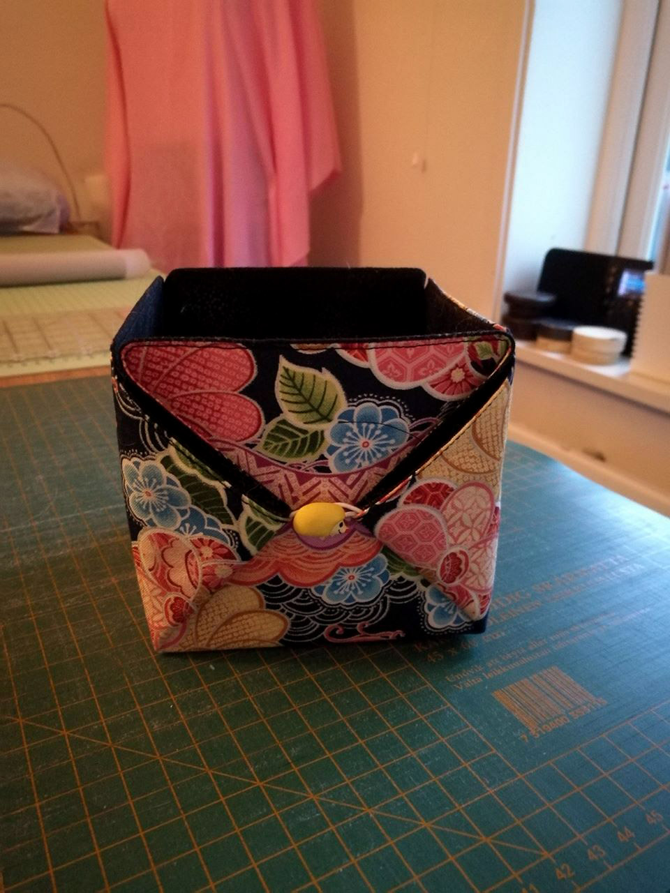 Pink Pony Design: Button Up Boxes - Pattern Release!