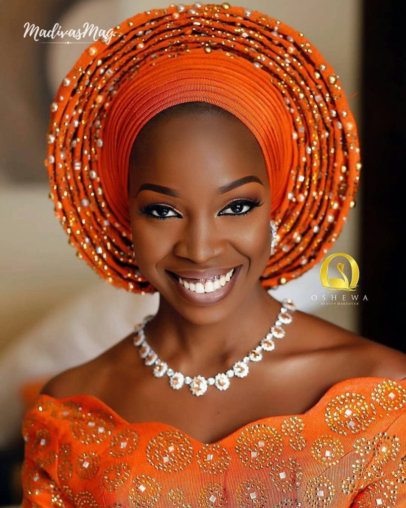 Godstime Fashion Styles: MID-WEEK GELE AND MAKE-UP STYLES
