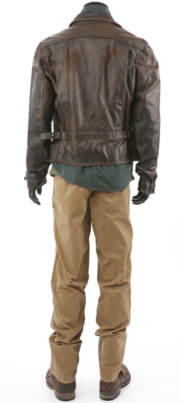 Hollywood Movie Costumes and Props: Top Picks from The Twilight Saga ...