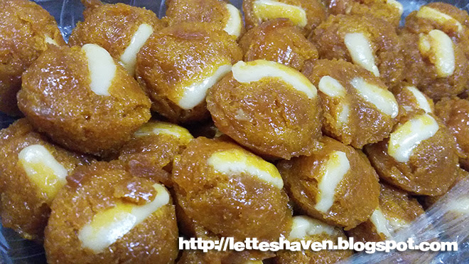 Lette's Haven: Dolora's Pancit Malabon