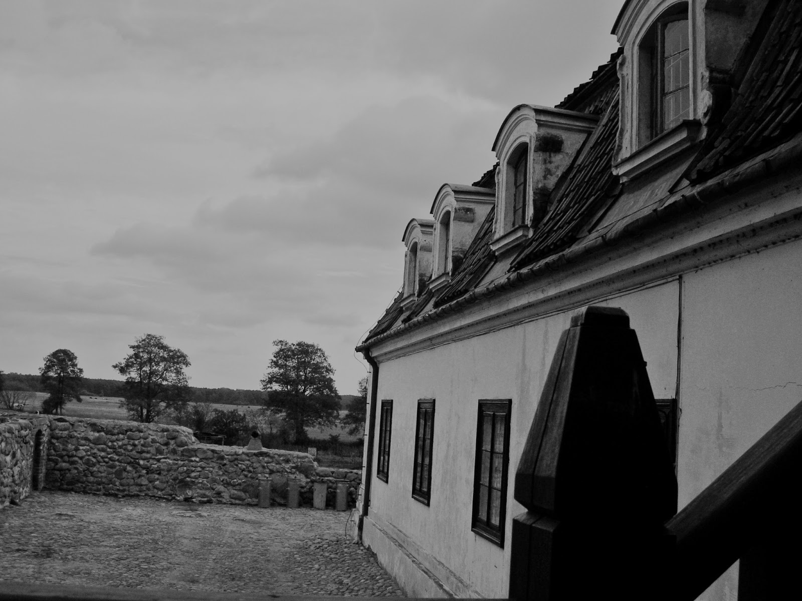 szlaki i bezdroża: Liw - Zamek