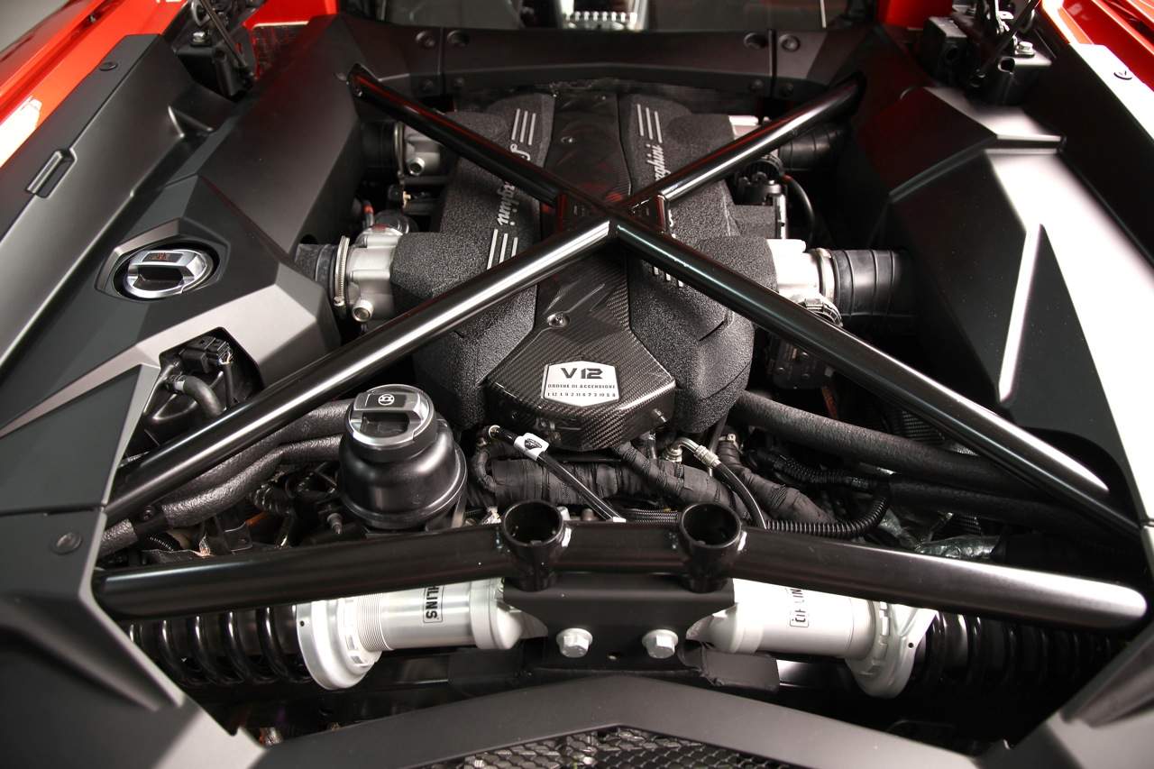2012 Lamborghini aventador lp700-4 review | price-specs-interior ...