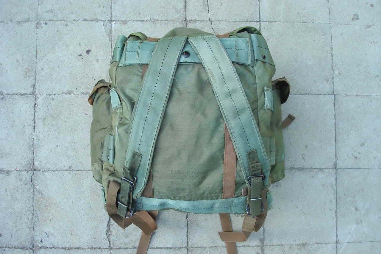 Webbingbabel: Tropical Lightweight Rucksack Pack
