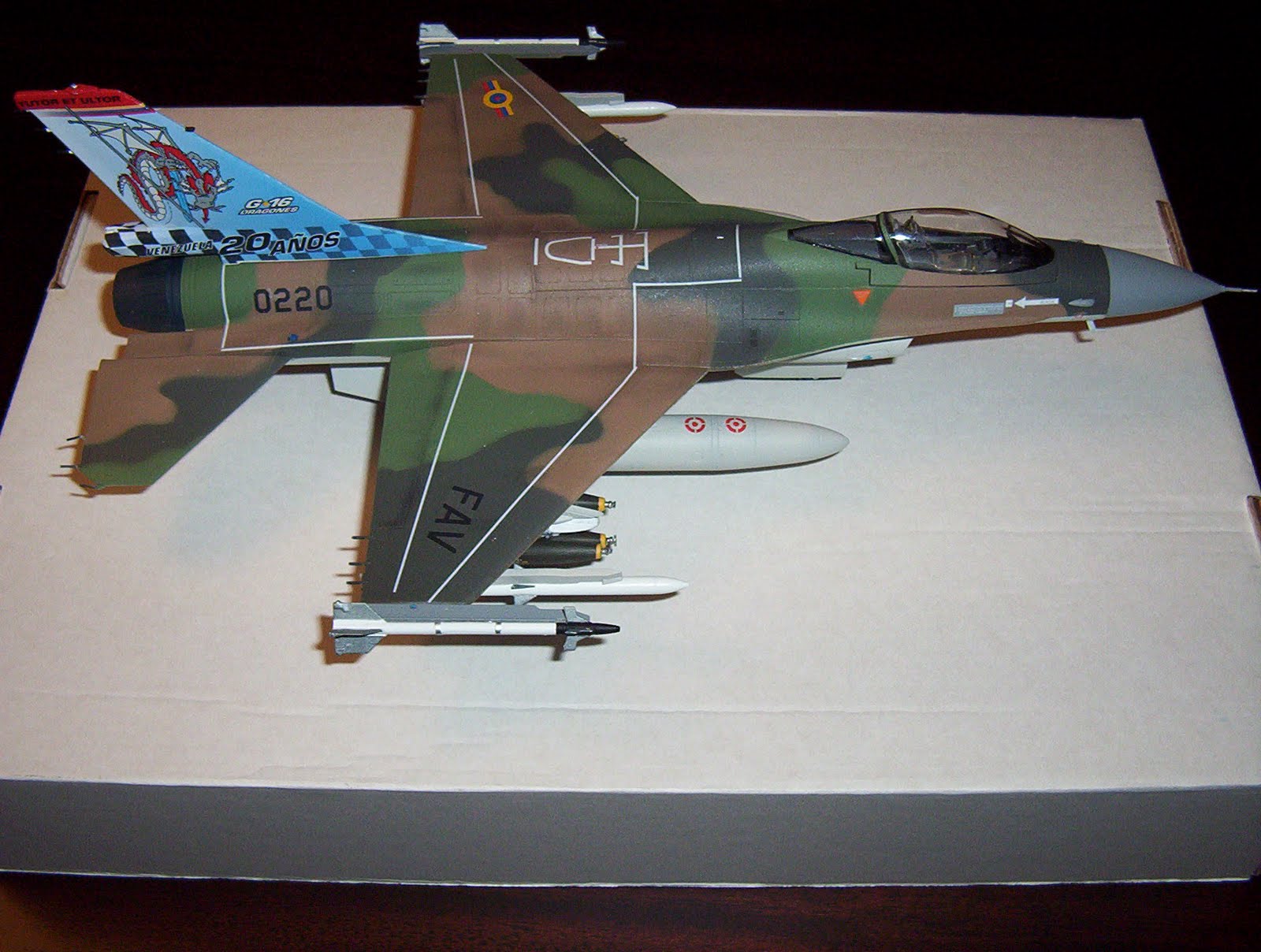 Scale Model Hobby: F-16 A Fighting Falcon Fuerza Aerea Venezolana