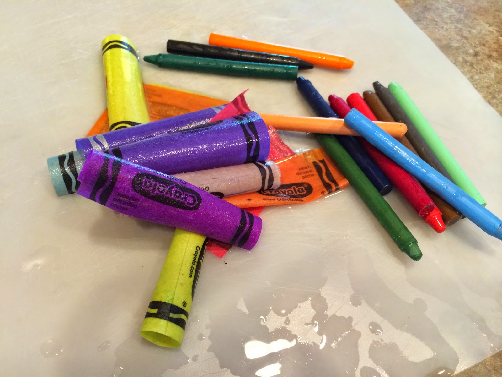 It's Fun 4 Me!: Recycling Crayons