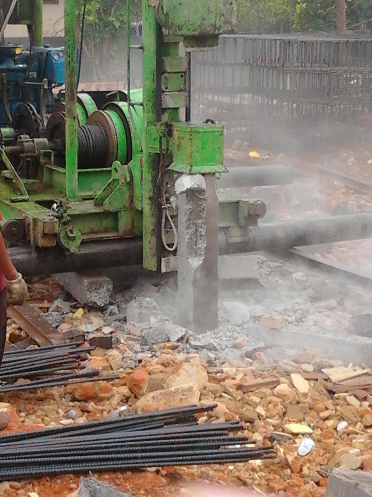 pondasi tiang pancang - KUMPUL ENGINEER