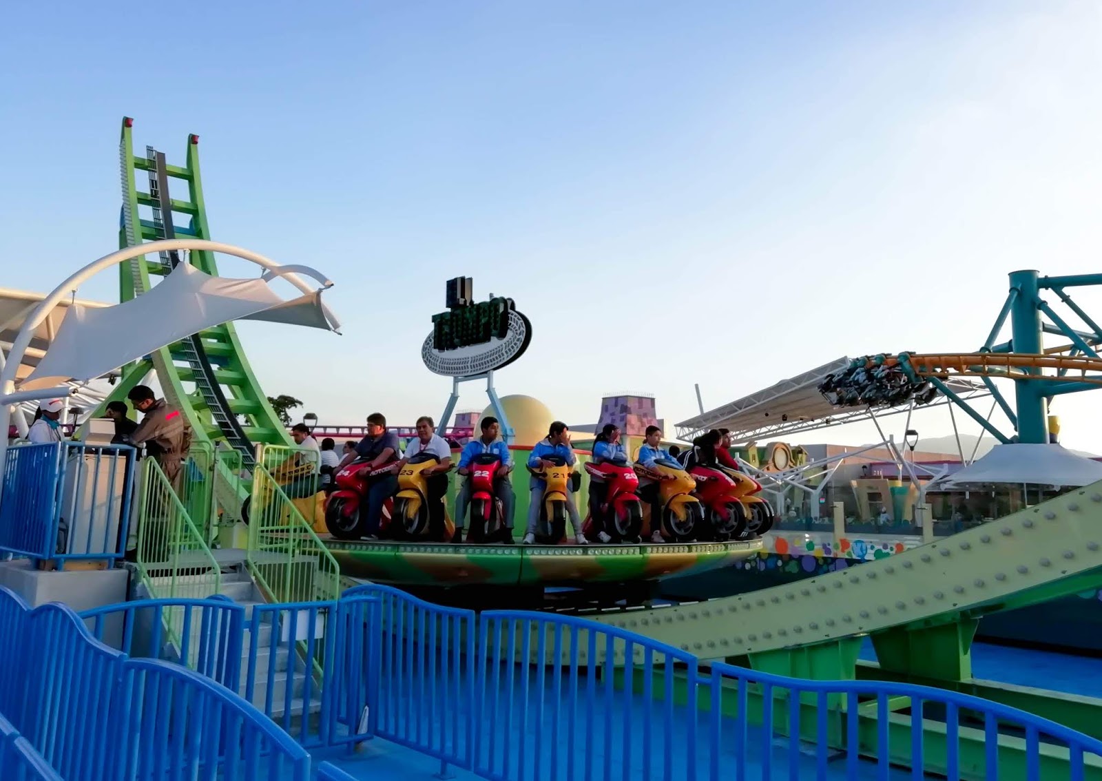 OPEN ADDICTION: KATAPLUM - APERTURA